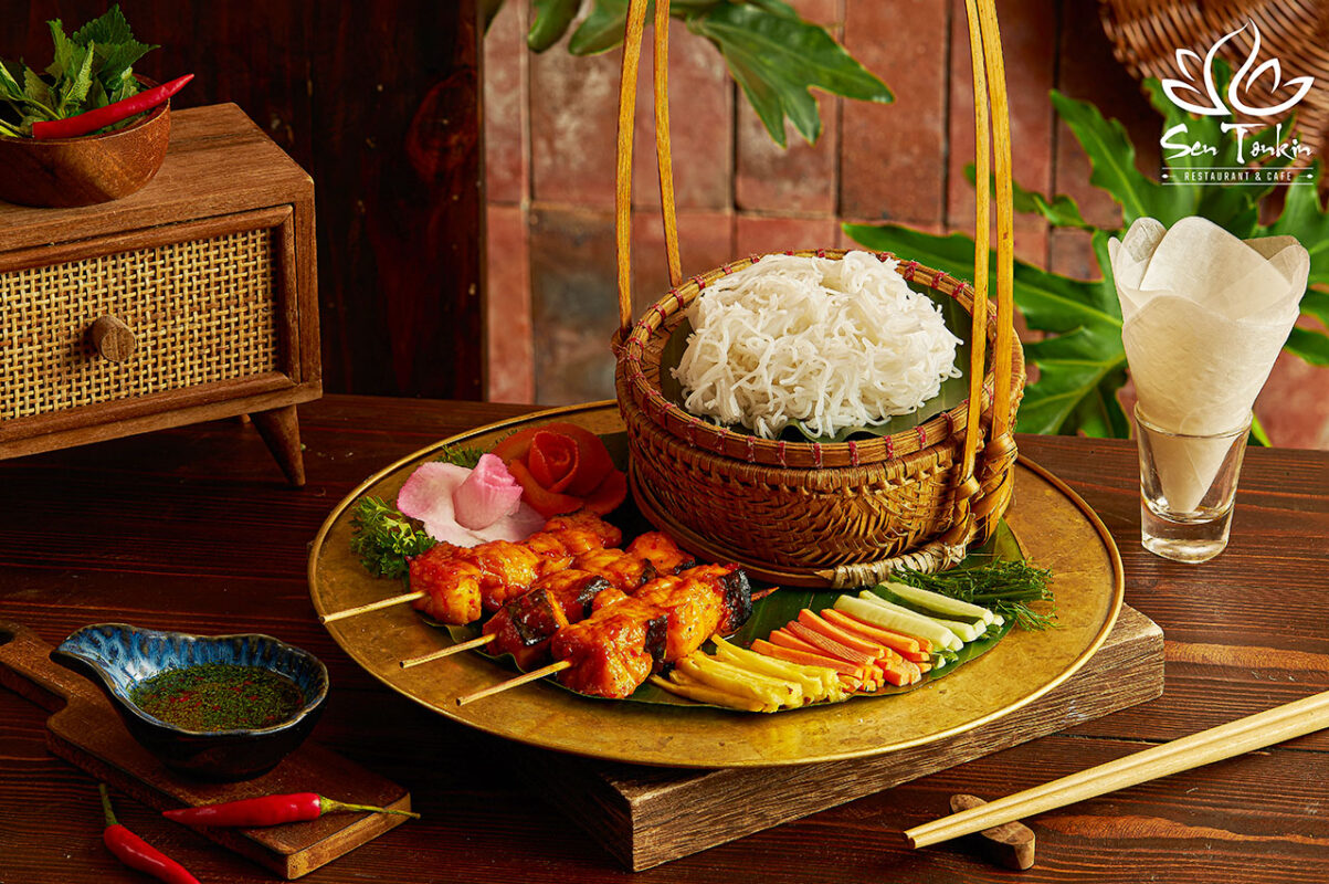 Gallery - Sen Tonkin Restaurant & Cafe